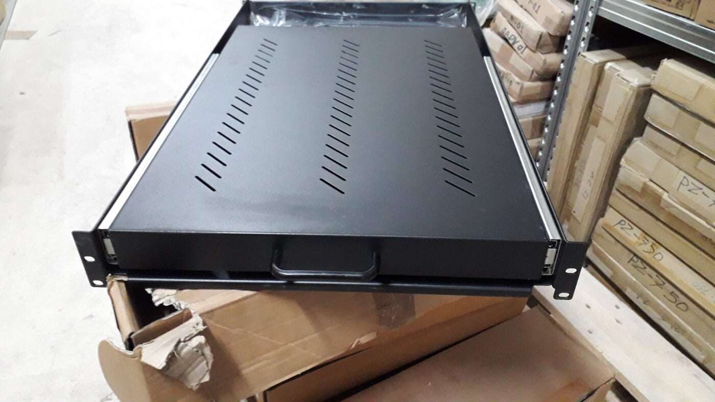 Tecnosteel 19" Extendable Shelf 750mm Black